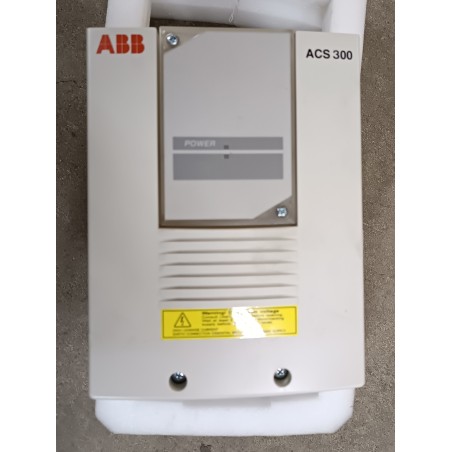 VARIATEUR OCCASION ABB ACS 300 + afficheur 1.1KW MONO 220V - MoteursElectriques.fr